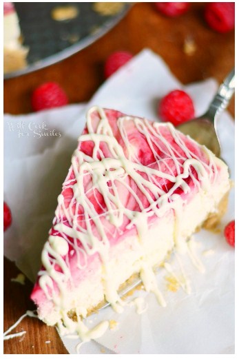 White Chocolate Raspberry Swirl Cheesecake - Foodandcake123