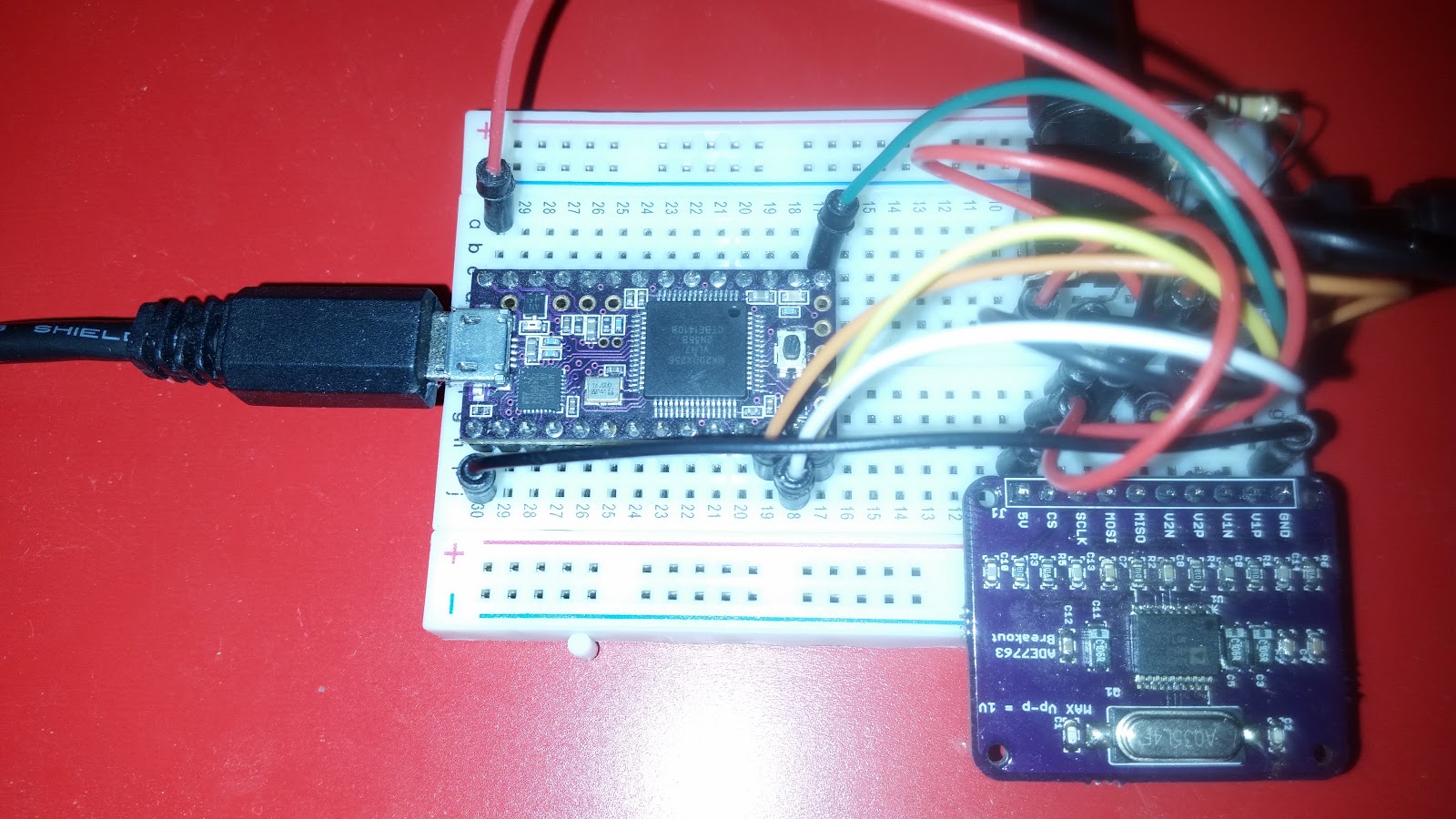Confused Life - Reloaded: Dedicated Energy monitoring with the ADE7763