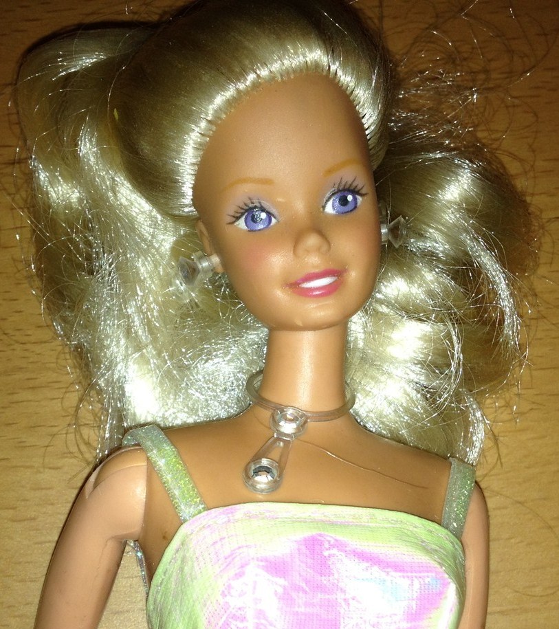 SPRINKLES AND PUFFBALLS: Barbies in 1983