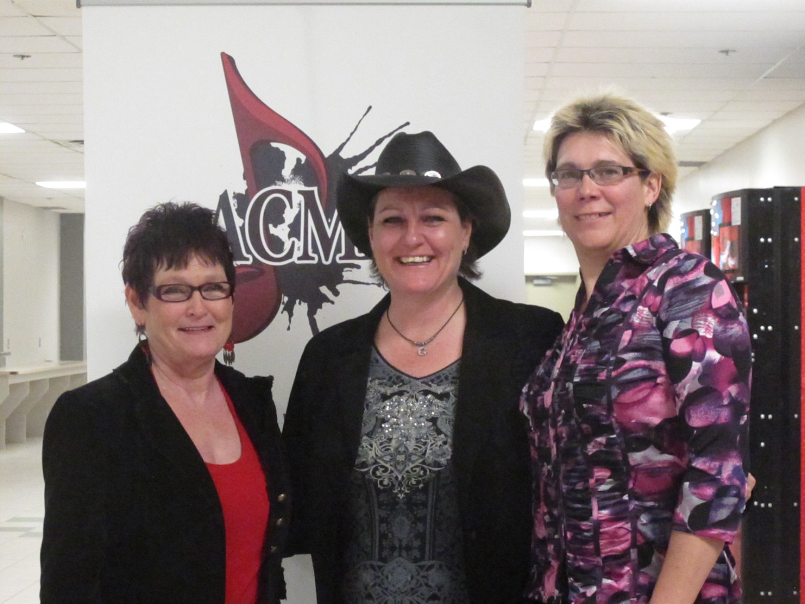 Netty Mac Train & Music News: ACMA Award Show - January 29, 2011