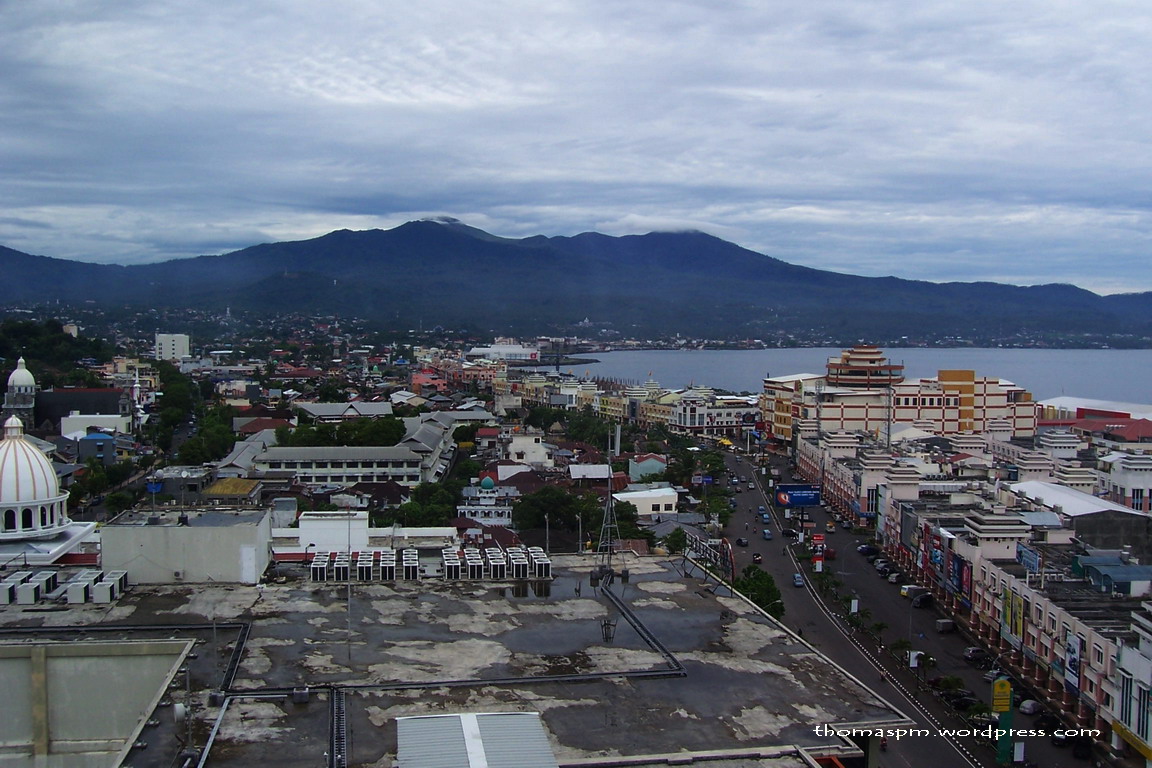 The Boulevard Area of Manado City ~ Malay Travel and Tour
