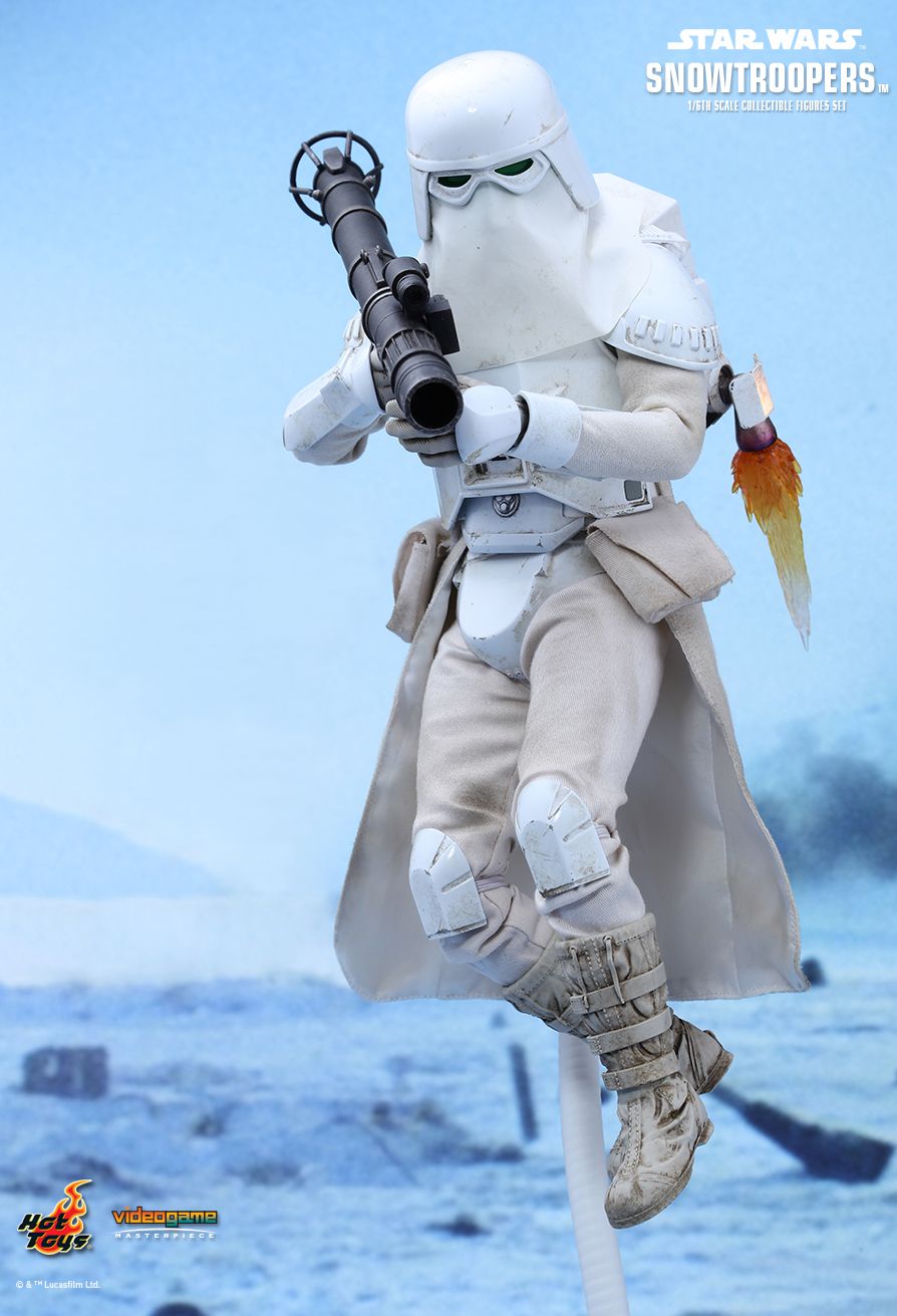 Stormtrooper: HotToys - Snow Trooper Battlefront