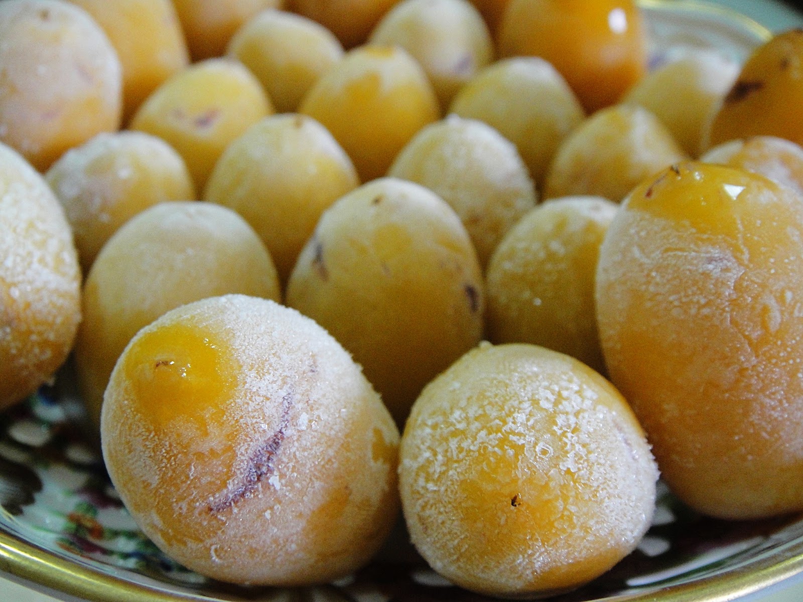 Maryam's Culinary Wonders: 972. Iraqi Frozen Dates