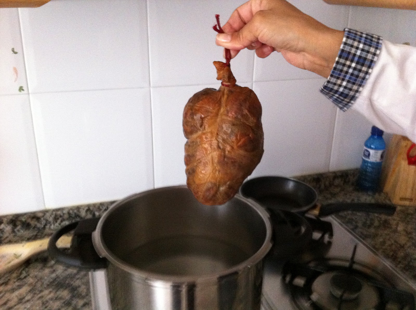 COCINA SIN TONTERIAS: Botillo con col y cachelos