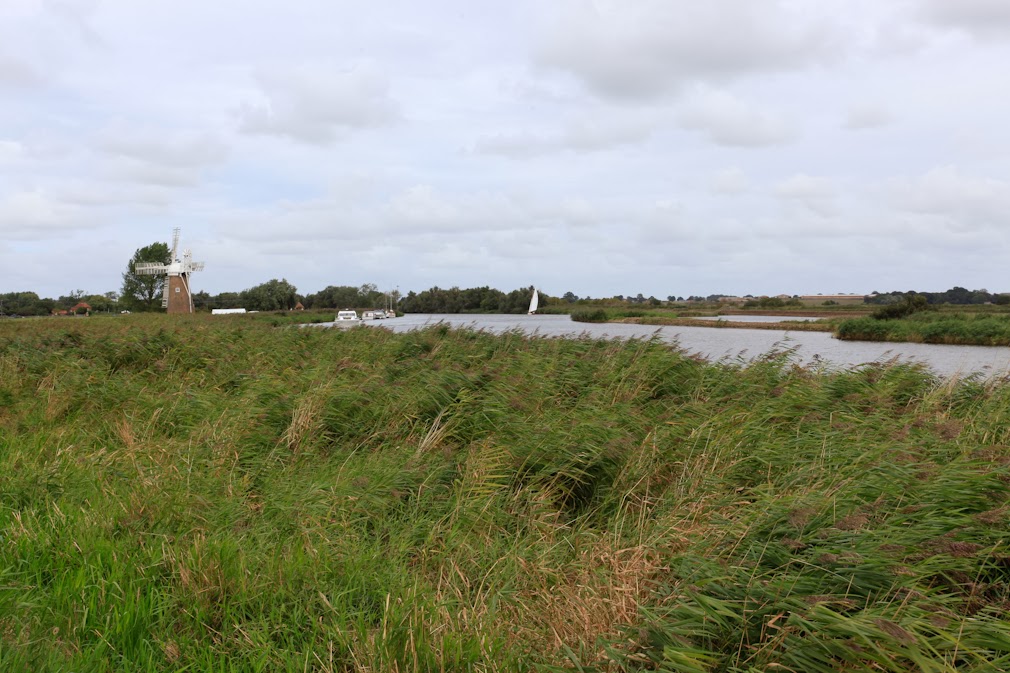 phils photographic adventures: Hardley Drainage Mill and Great Yarmouth ...