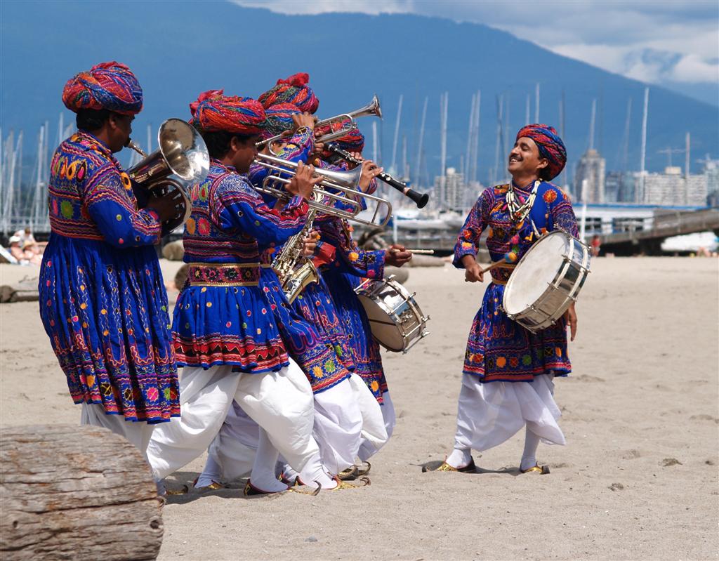 The Indian Wedding Blog: The Indian Baraat 101