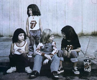 TRIBUS URBANAS por Demi y Lucia: Rolingas