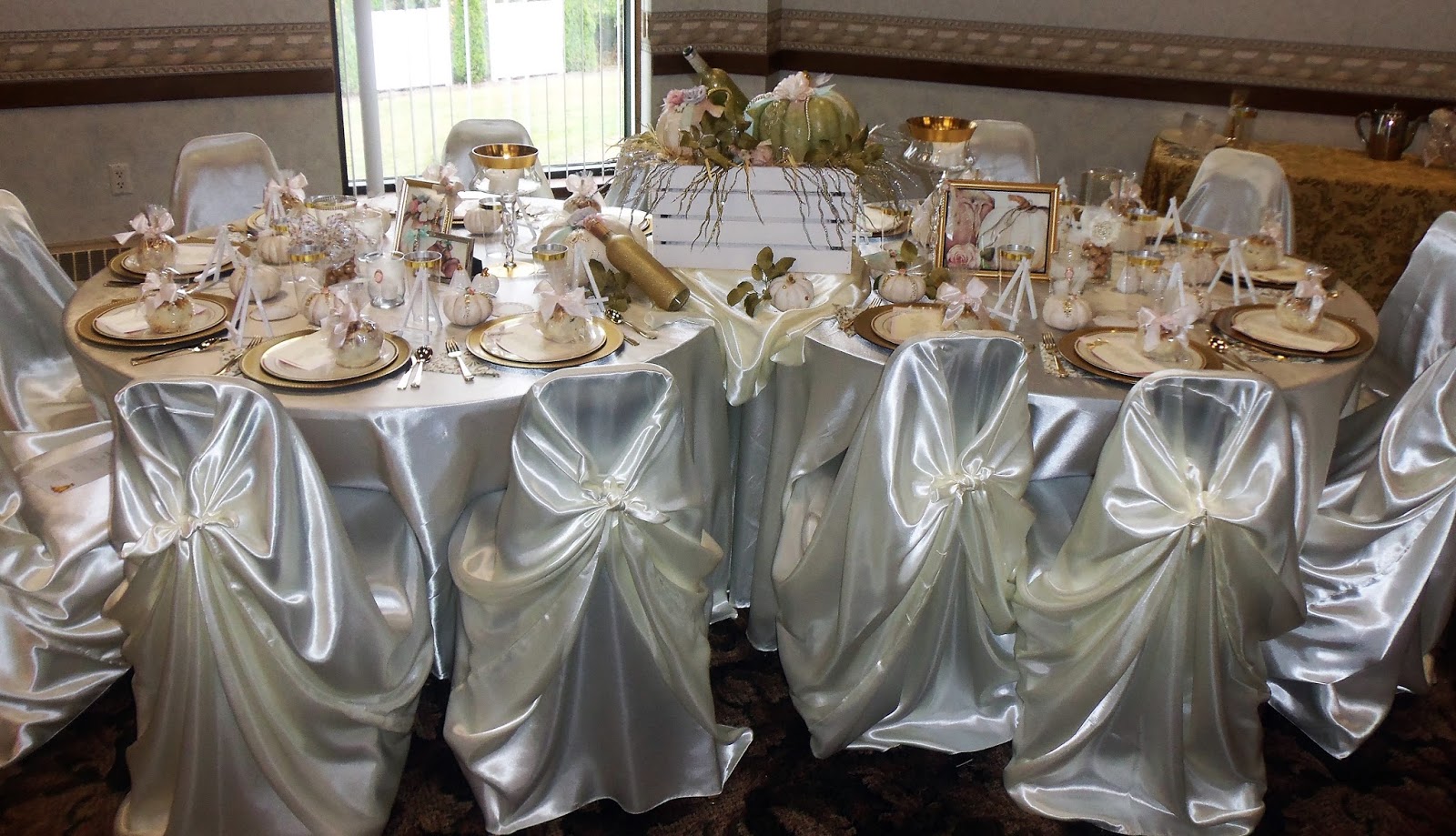 DEBBIE-DABBLE BLOG: Harvest Tea, Hostess Tables, 2017