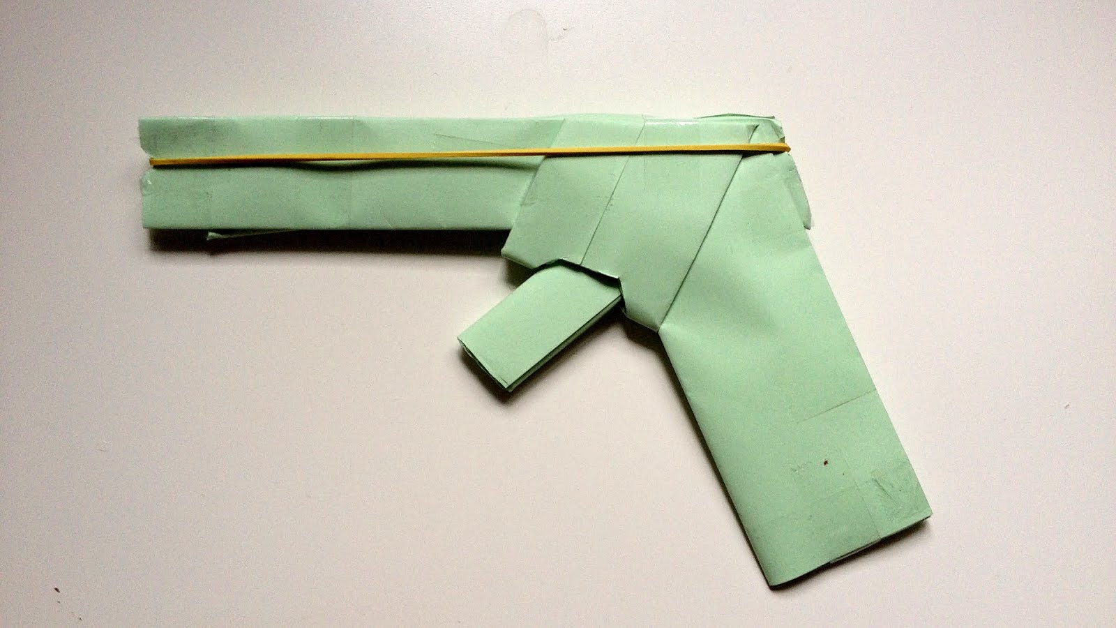 Origami paper gun - Hoporama