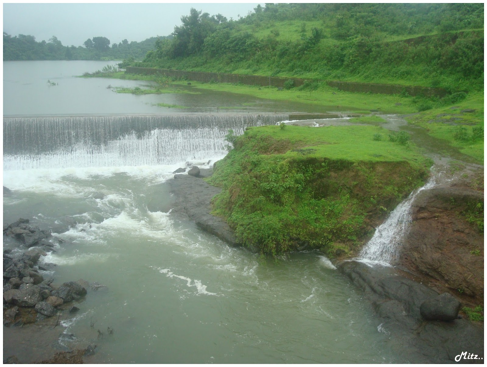 My Journey - From Sanity to InSanity :): Kondeshwar (Temple, Waterfalls ...