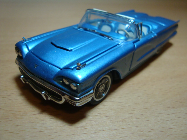 Oscar's Classic Model Cars Collection: 1958 Ford Fireline