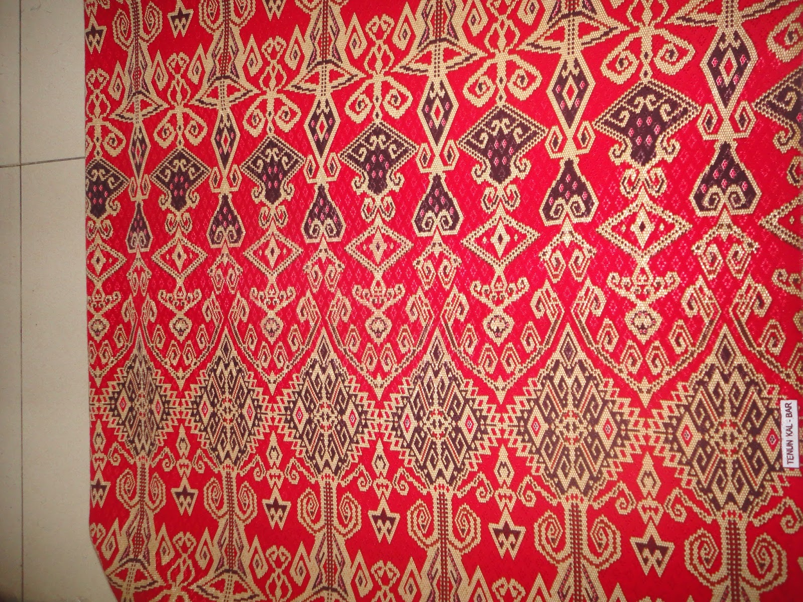 Batik Motif Dayak Khas Kalimantan, : koleksi Tenun Printing