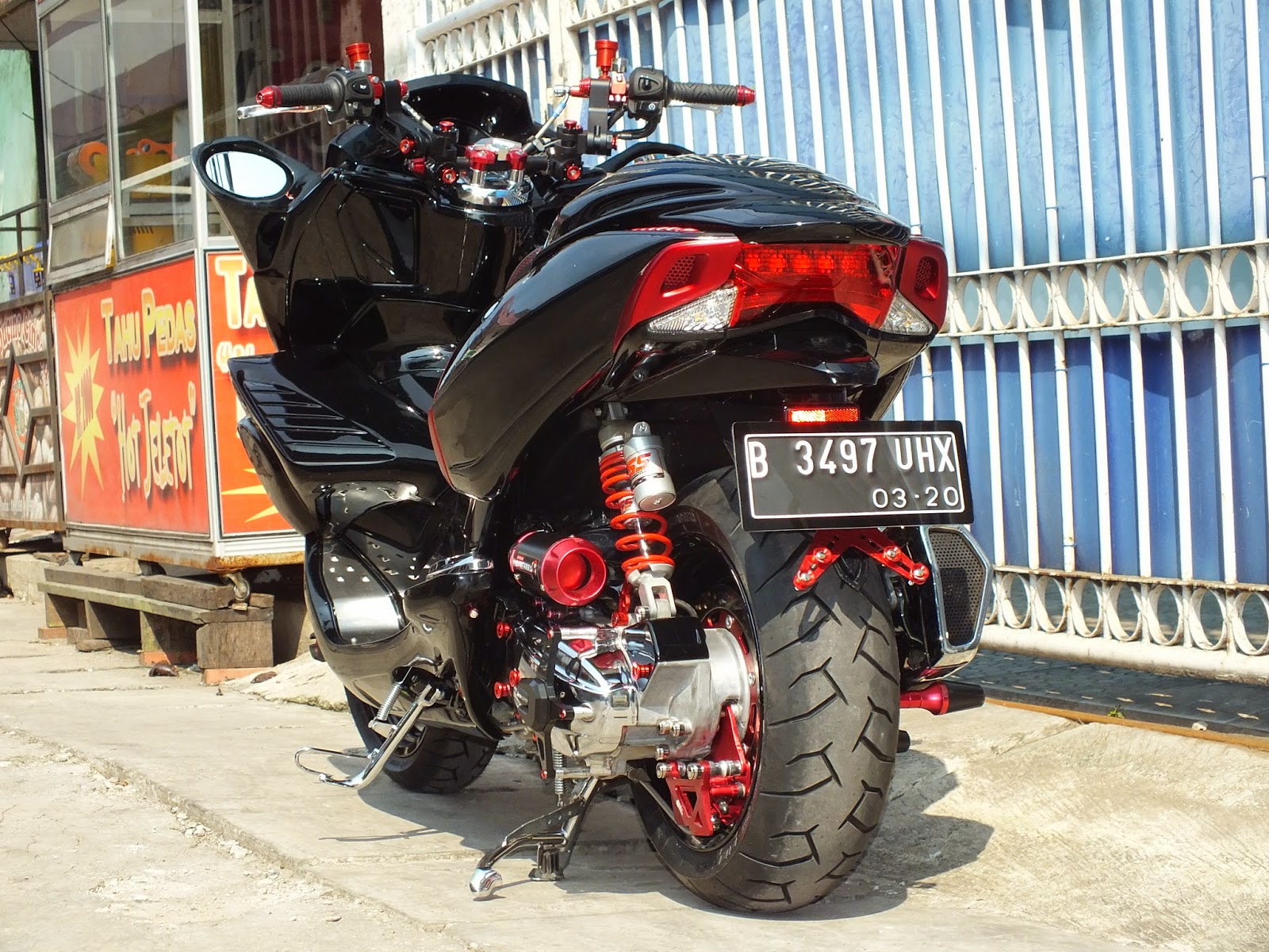 NgeKrom MOTOR Disini Tempatnya: HONDA PCX MODIFICATION