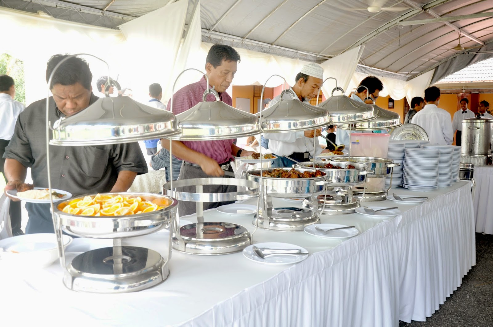 Bumi Gigih Catering Services: Majlis Perkahwinan Pada 1/12/2013