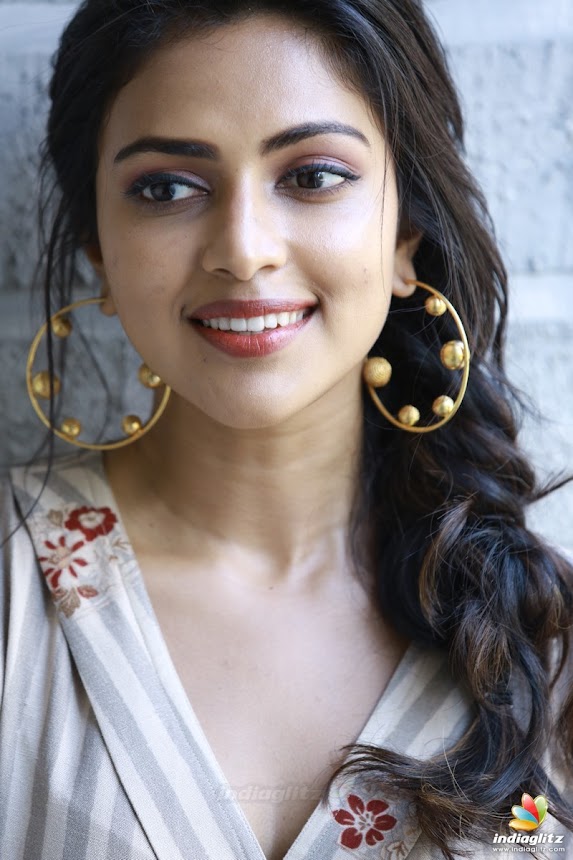 Amala Paul stills at Bhaskar Oru Rascal promotions - South Indian Actress