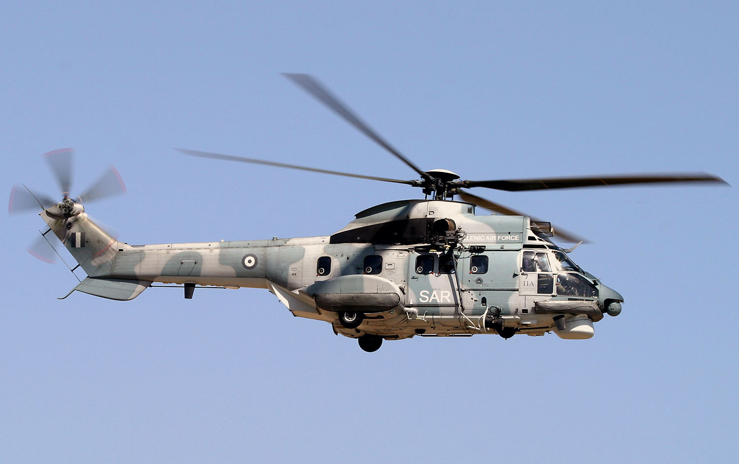 nhungdoicanh: Eurocopter AS-332 Super Puma