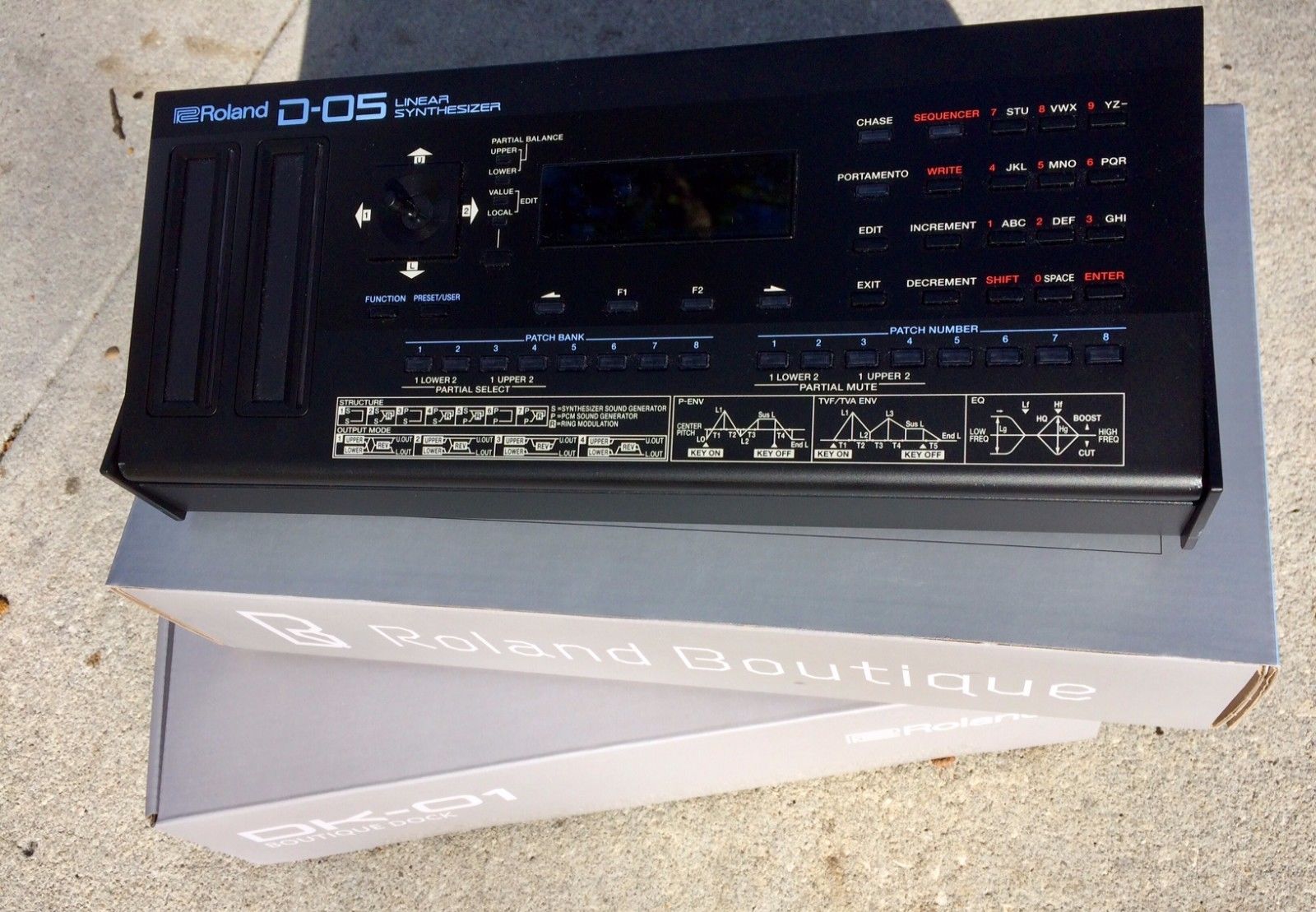 MATRIXSYNTH: Roland D-05 Boutique Linear Synthesizer with Roland DK-01 Boutique Dock