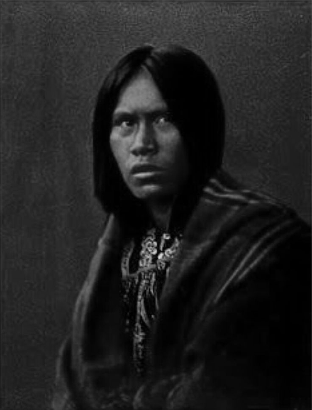 MotArt: Lozen an Apache Female Warrior