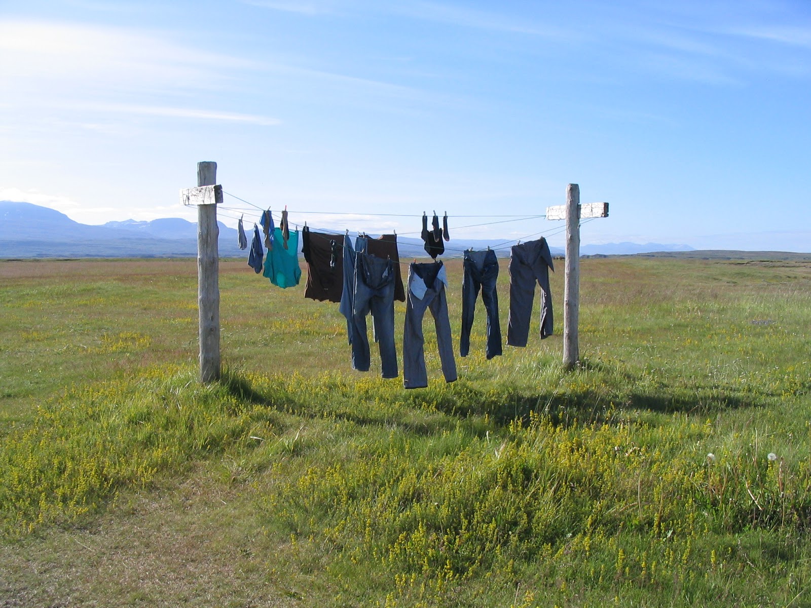 Lizzie Made: Thoughts from the Washing Line : Chronicle of A Typical Monday