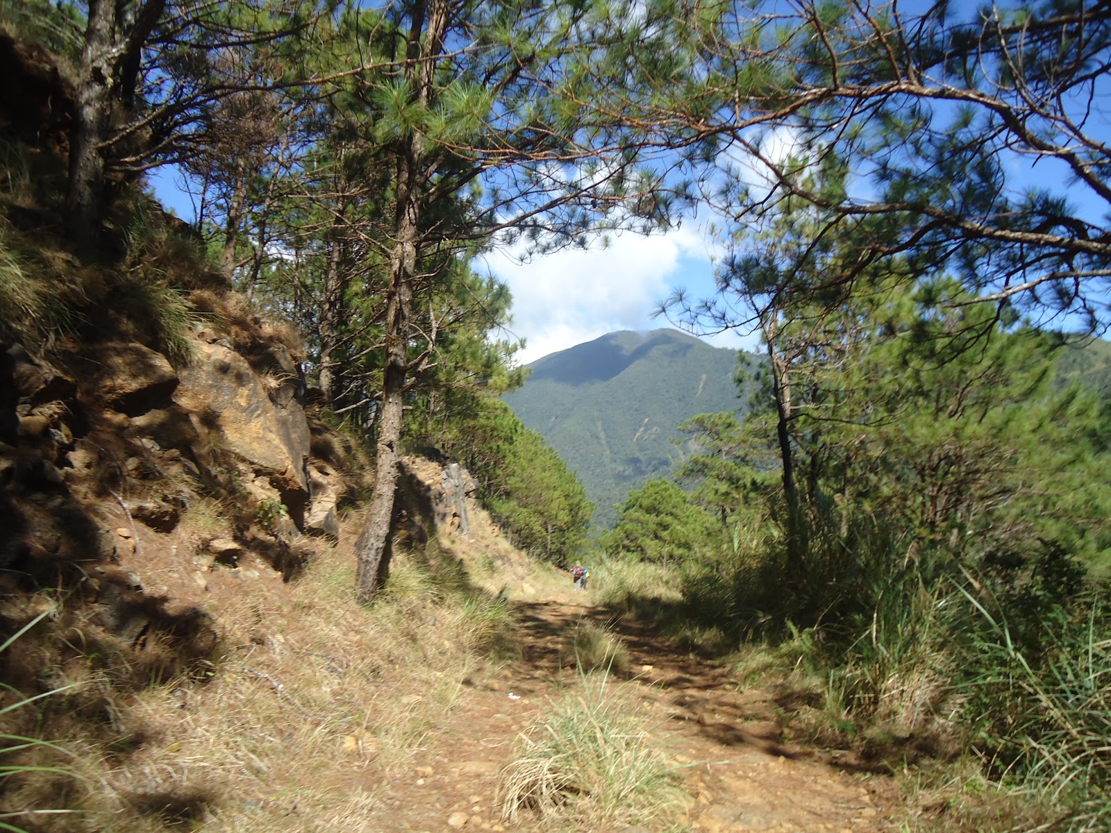 Byaheng Jologs (Lakwatsera): Mt. Tapulao, Palauig, Zambales