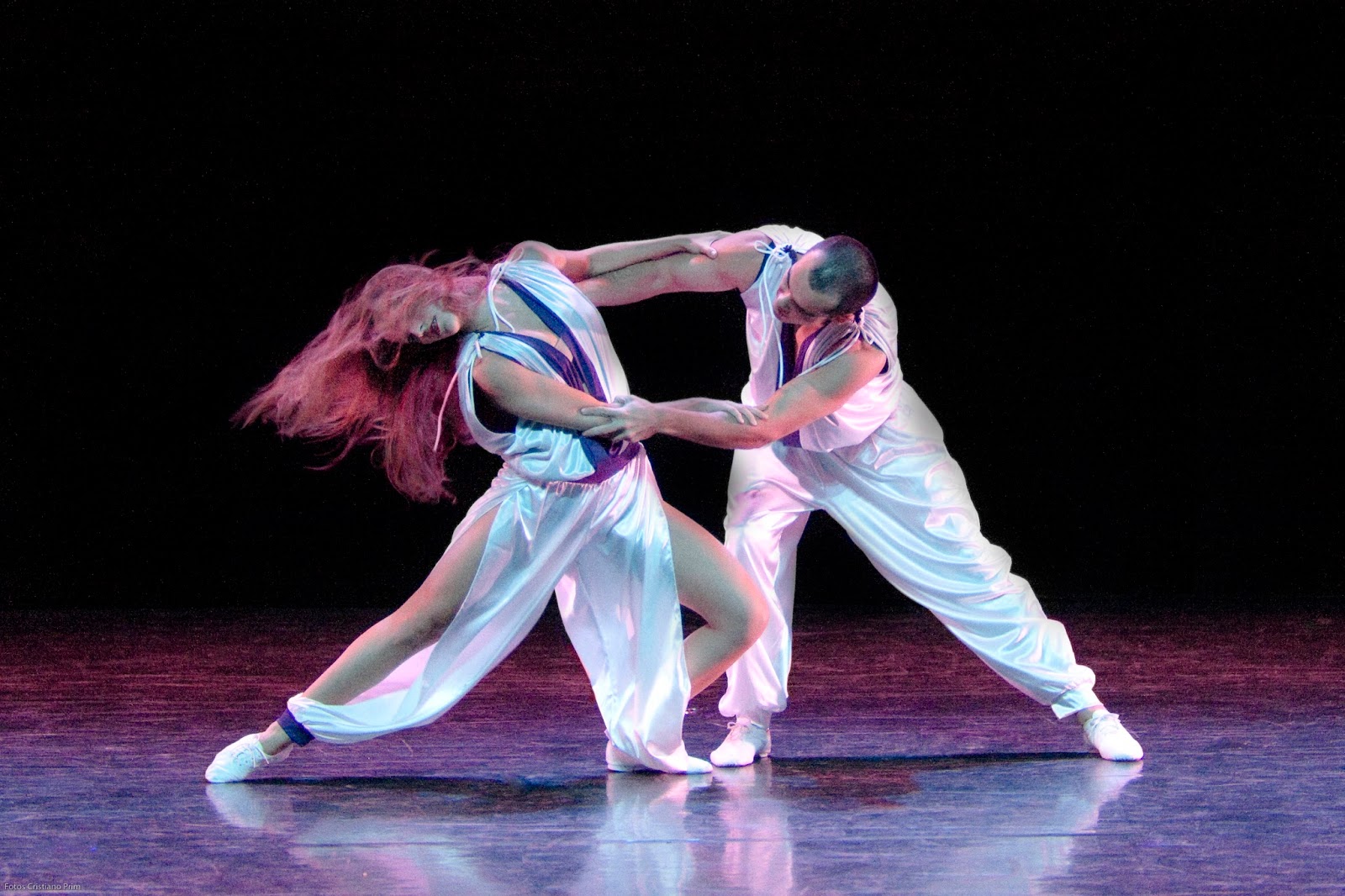 DANÇA ZOUK - Daiana Malak