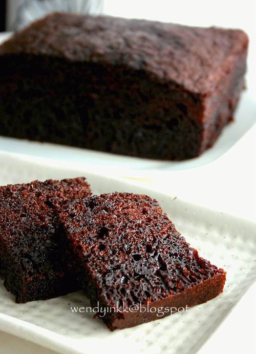 Table for 2.... or more: Ants' Nest Cake ~ Kek Sarang Semut