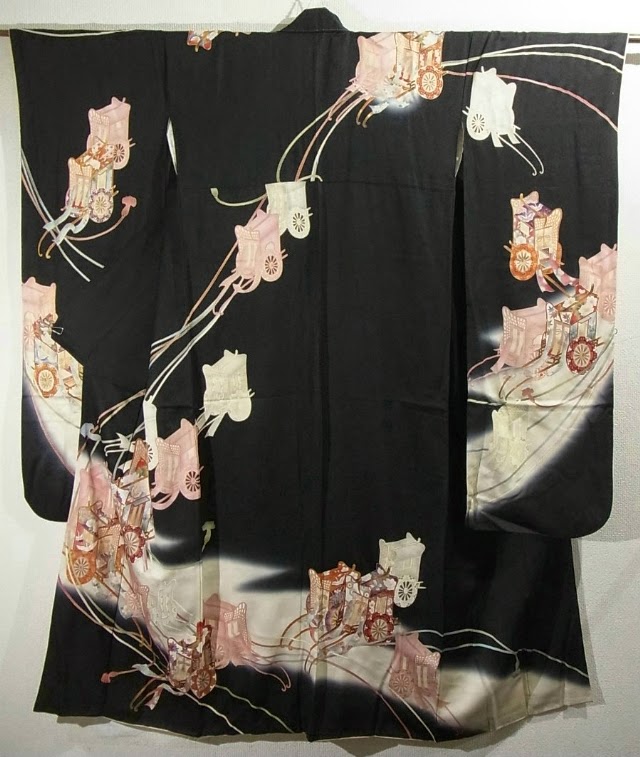Asagiri Kimono: Black Goshoguruma Furisode