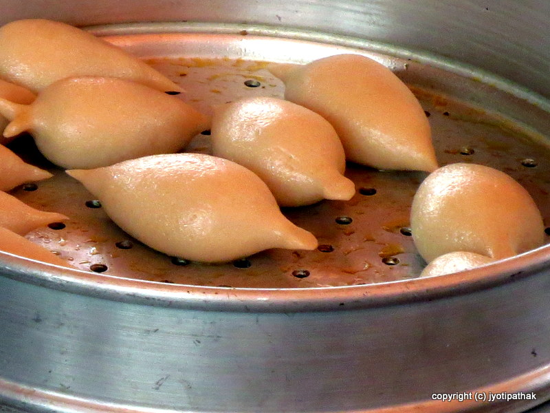 Taste of Nepal: Yomari or Yoh-Mari (योमरी, योह-मरी)