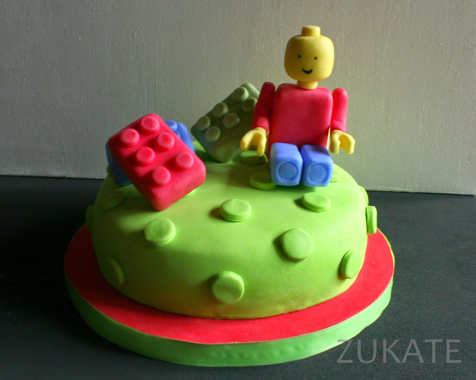 TORTA DE LEGO PARA PEPO | ZUKATE