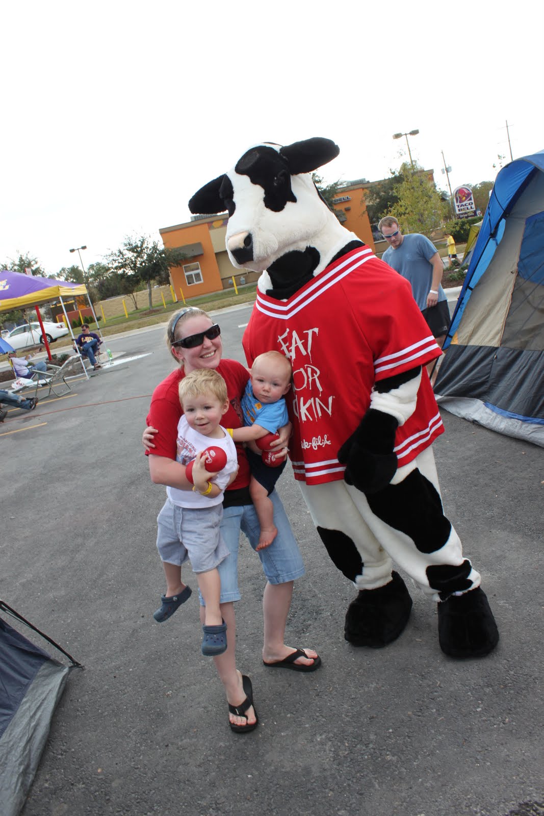 The Crazy Adventures of the Johnson Family: Round SEVEN- Chic Filet ...