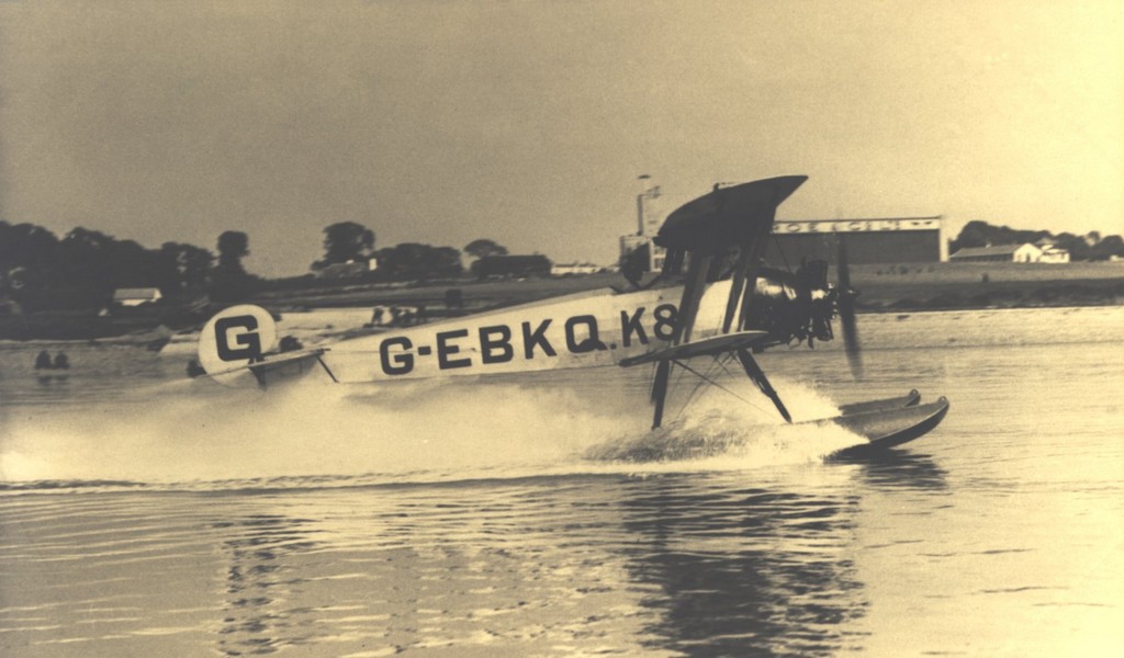 (TESTE Aviões militares): Avro 504