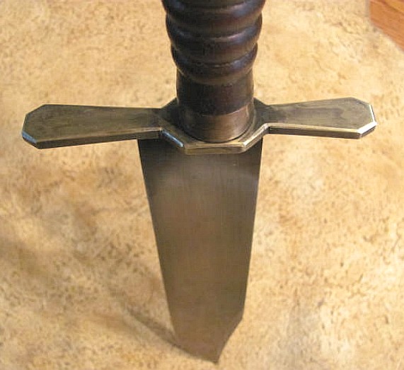 Contemporary Makers: Tim Ridge Bowie Knife with Sheath