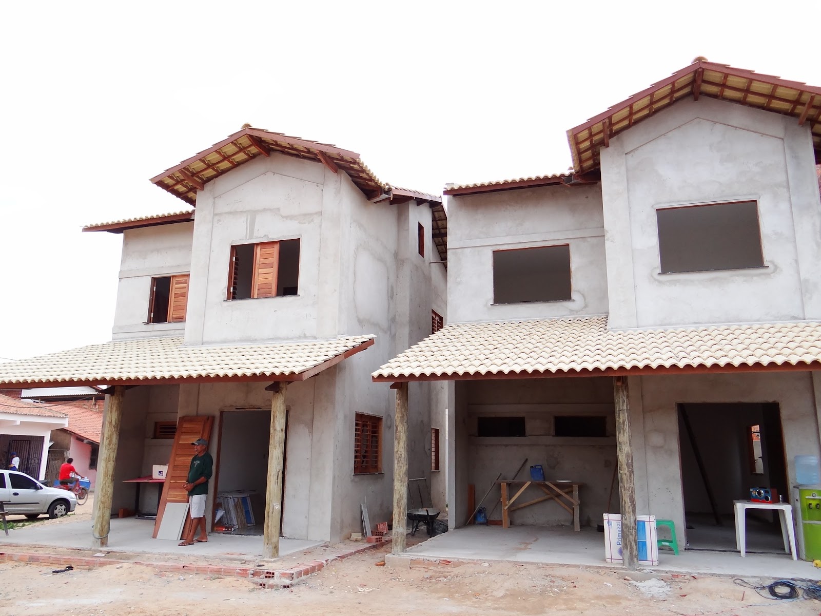 Rodrigo Nogueira: Condomínio Fechado (Obras)