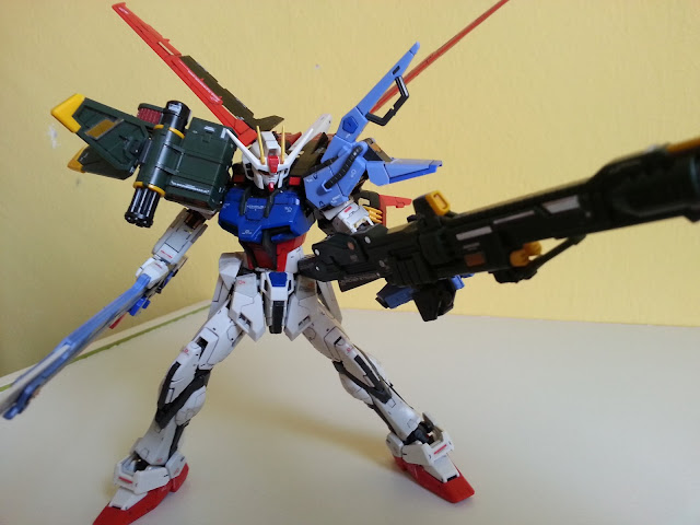 Lightning Quantum's Base: Review: RG 1/144 Lancher Strike / Sword ...