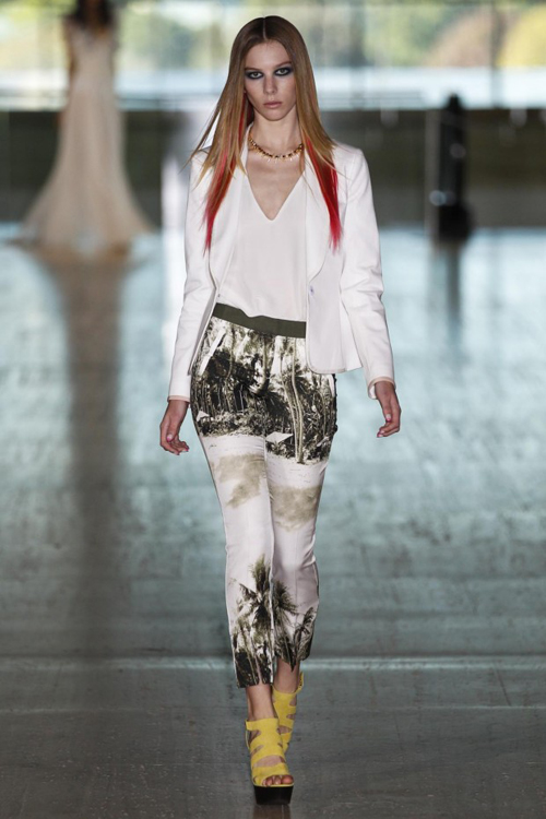 Chic Management: MBFWA DAY 3: Lisa Ho Spring Summer 2012/13