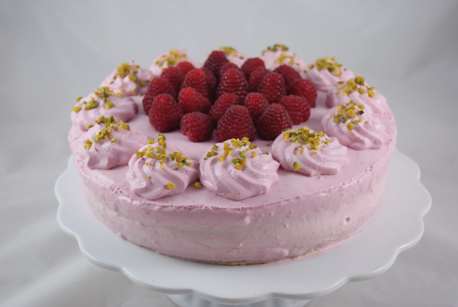 biscuit and buttercream: Himbeer-Quark-Torte