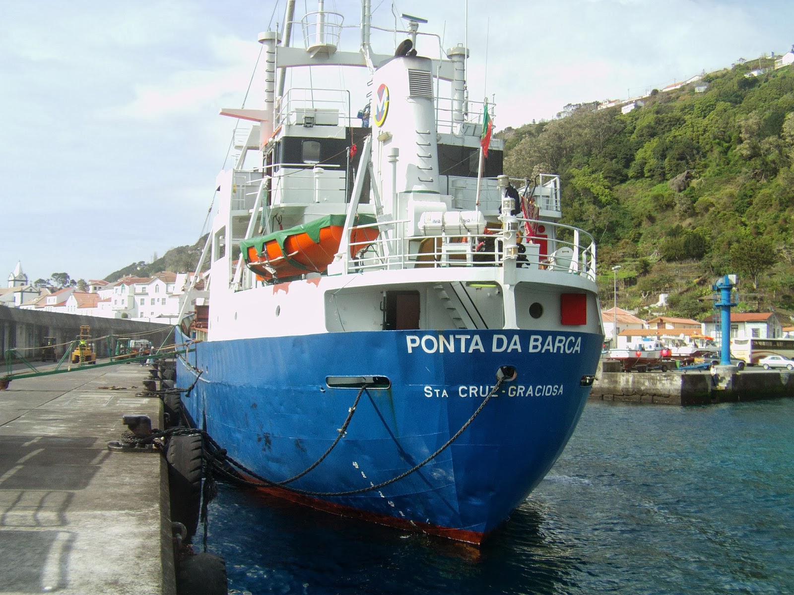 Navio Ponta da Barca poderá ficar operacional este fim-de-semana ...