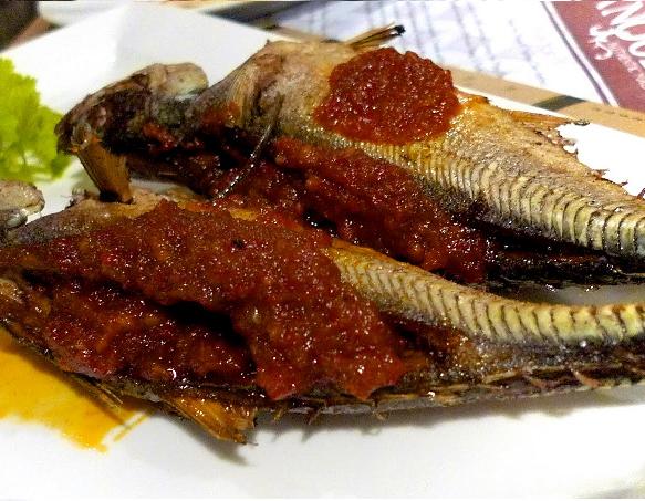 Resipi Ikan Cencaru Sumbat Sambal - Bonda