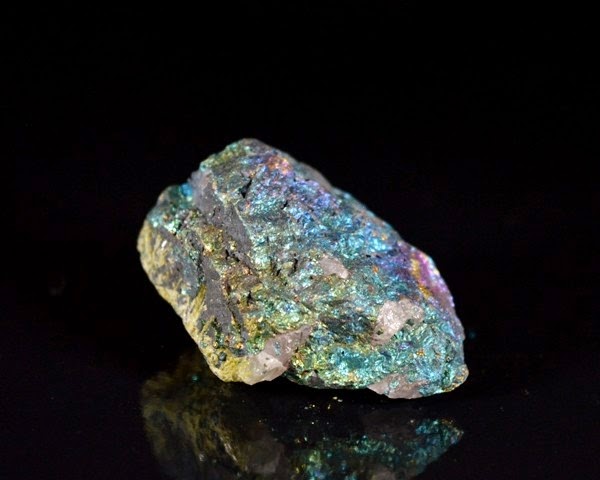 Minerais, Rochas e Fósseis: MINERAL - BORNITA