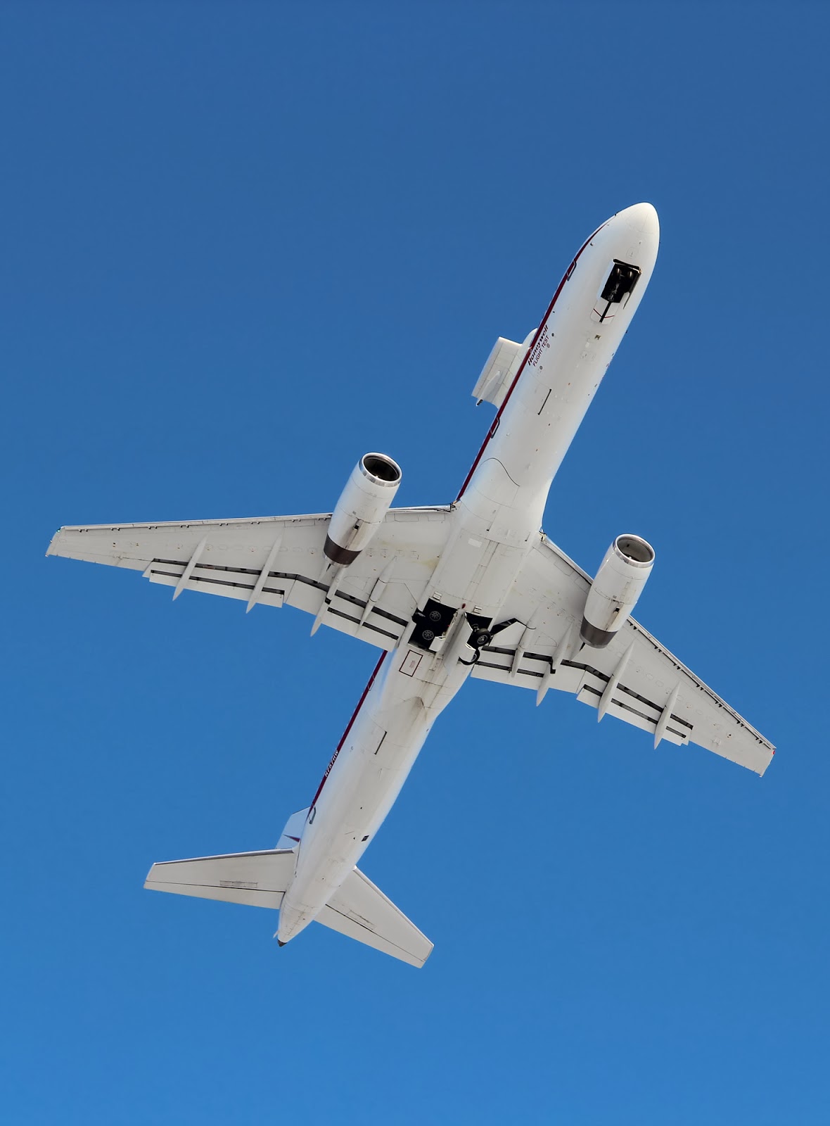 The Aero Experience: Phoenix-Based Honeywell 757 Flight Test Aircraft ...