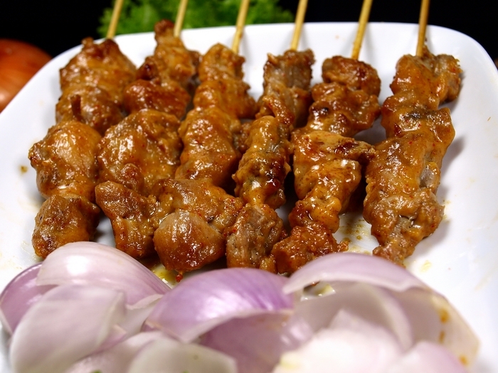 Phenomena Mis3: Termakan sate kucing hitam