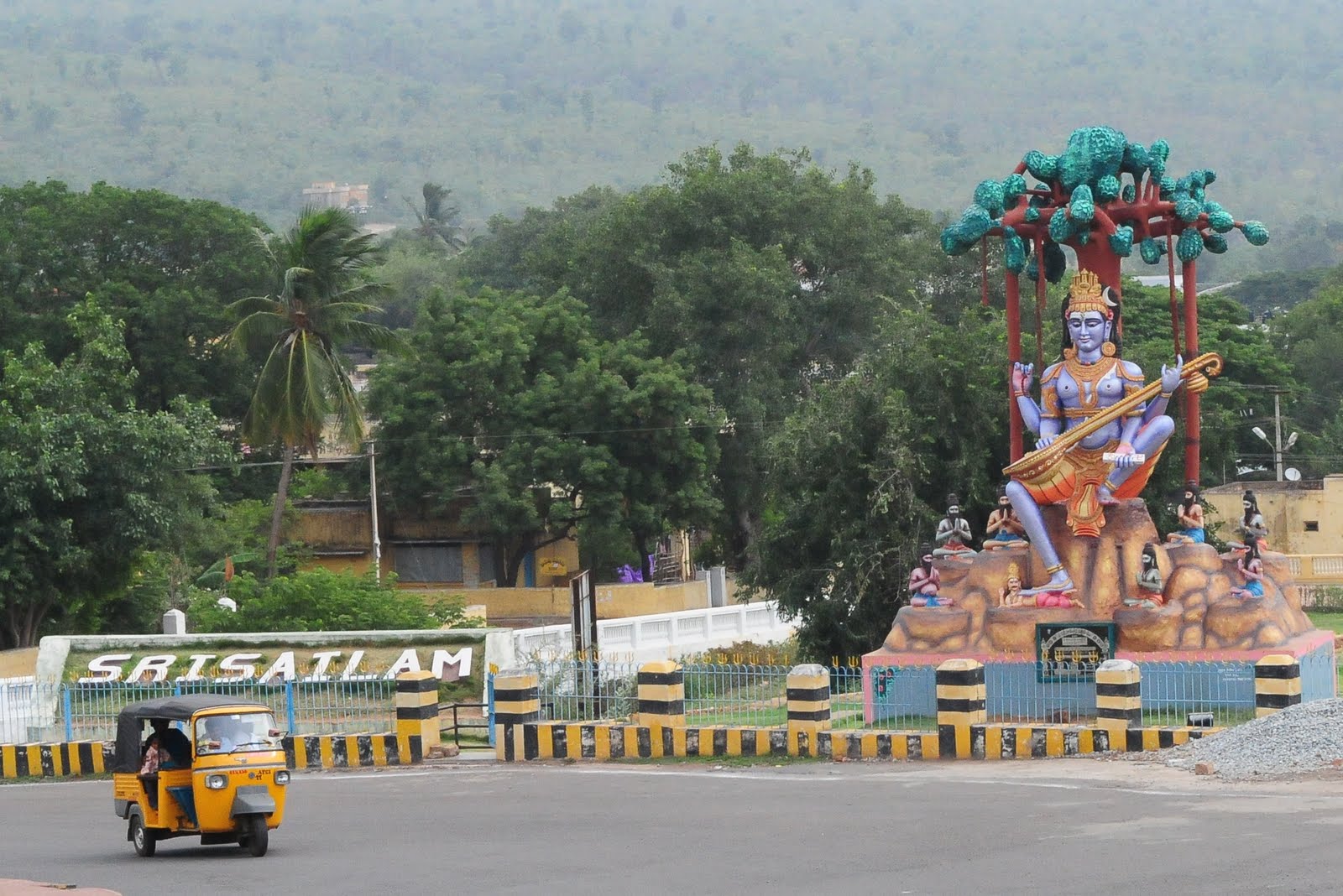 Blushing Unseen: Dwadashajyotirlinga yatra : Day 3 - Shrishailam