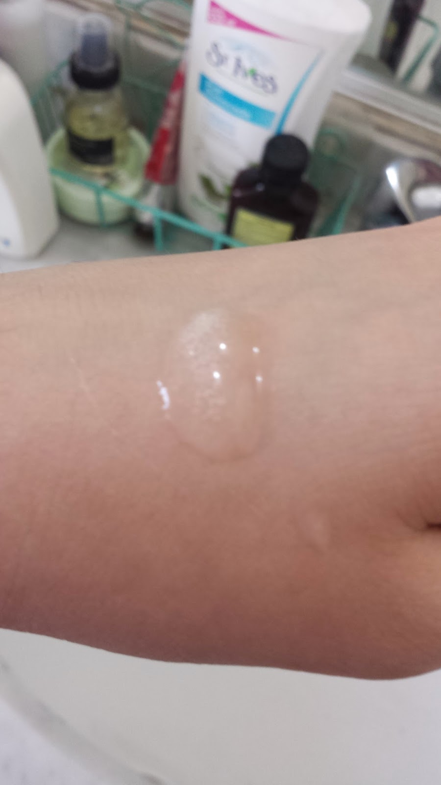 Somedaycallme: Review: Cure Natural Aqua Gel Somedaycallme: Review: Cure Natural Aqua Gel