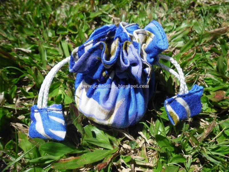 Creating my way to Success: Mini drawstring bag tutorial - 5 steps in ...