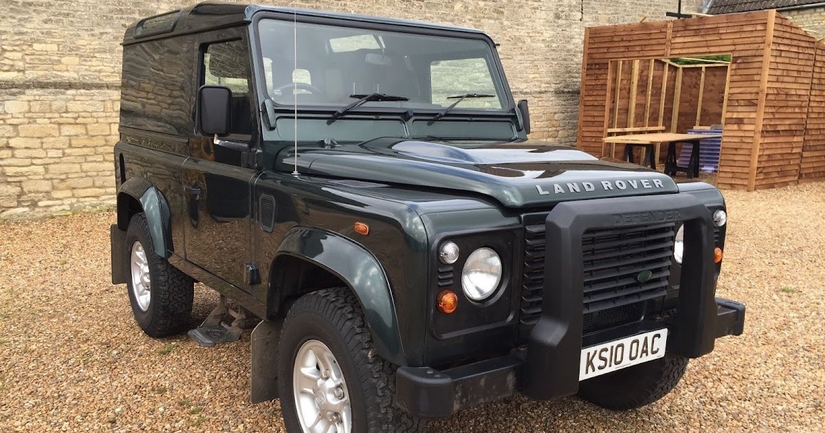 Landrover Defender: 2010 Land Rover Defender 90 2.4 TDI Hard Top