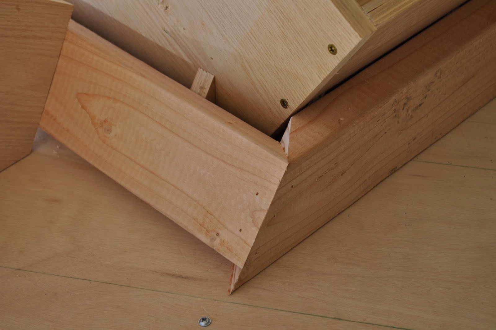 Roof Framing Geometry: Exterior Rake Crown Moulding Angles jig