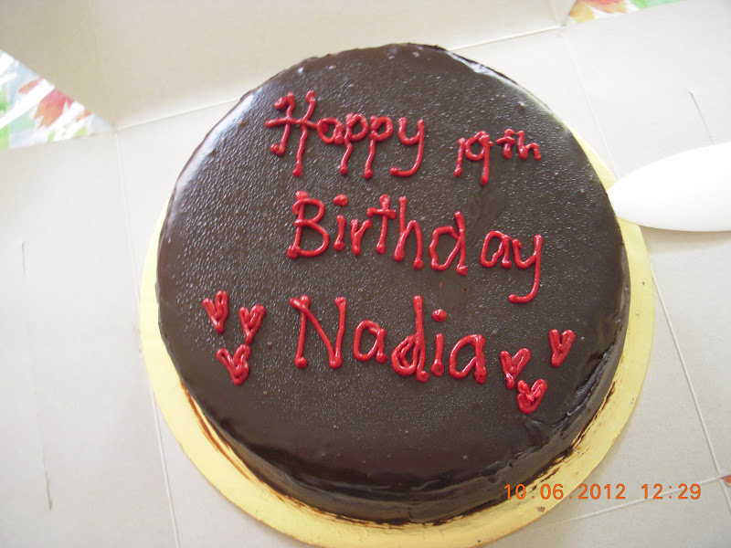 3N Cakes : Nadia's Birthday Cakes