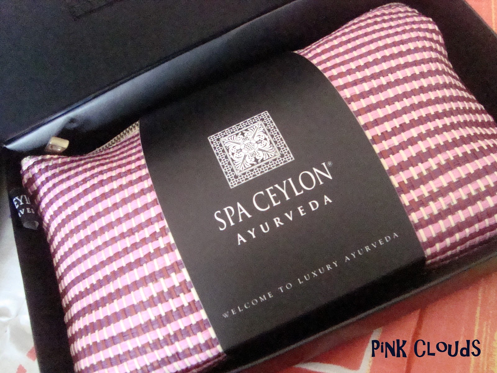 Pink Clouds: Spa Ceylon Ayurveda Sleep Therapy Luxury Home Spa Set