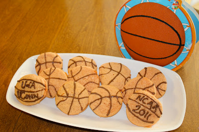 Basketball Whoopie pies - Mom Endeavors