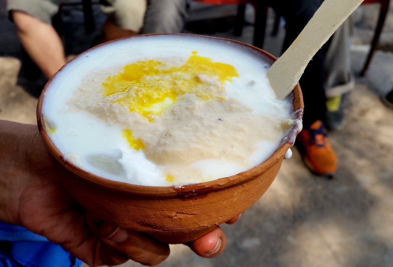 Street Food from Varanasi, Part 1: All About Kachori, Rabri and Lassi ...